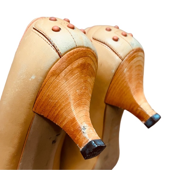 Tod's | Shoes | Tods Square Toe Kitten Heel Loafer Orange Leather ...